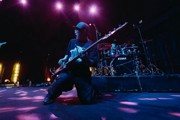 Tizzy Bac 北京专场：因为我们能感到疼痛 | 大事 - 街声 - StreetVoice | 原创音乐资讯平台